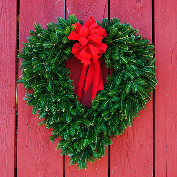 Heart Shaped Live Christmas Wreath